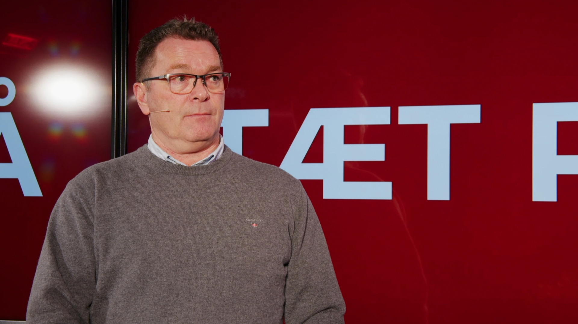 Jens Christian Lybecker fortæller om almene boliger - DanmarkC TV